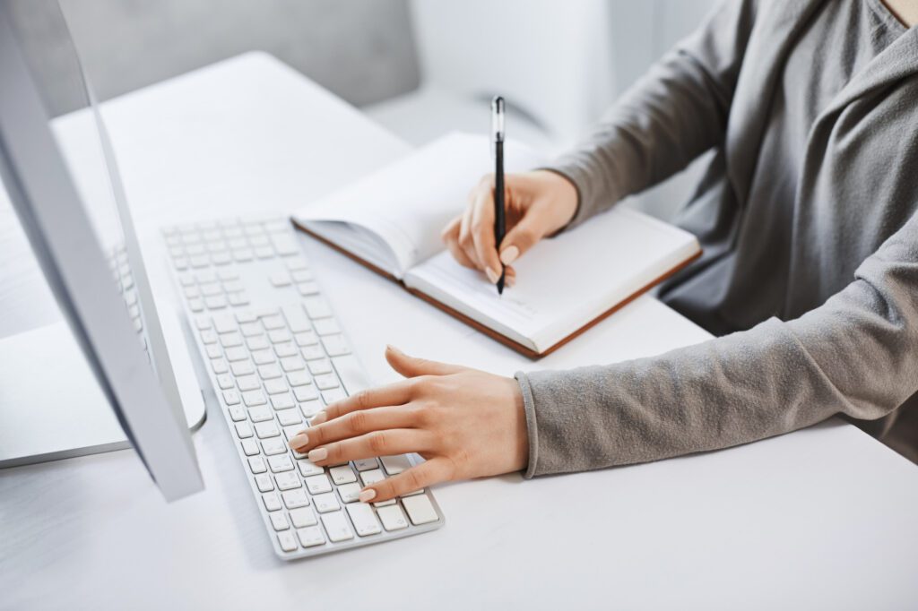No. 1 Online Research Paper Writer | Student Help | Student Life